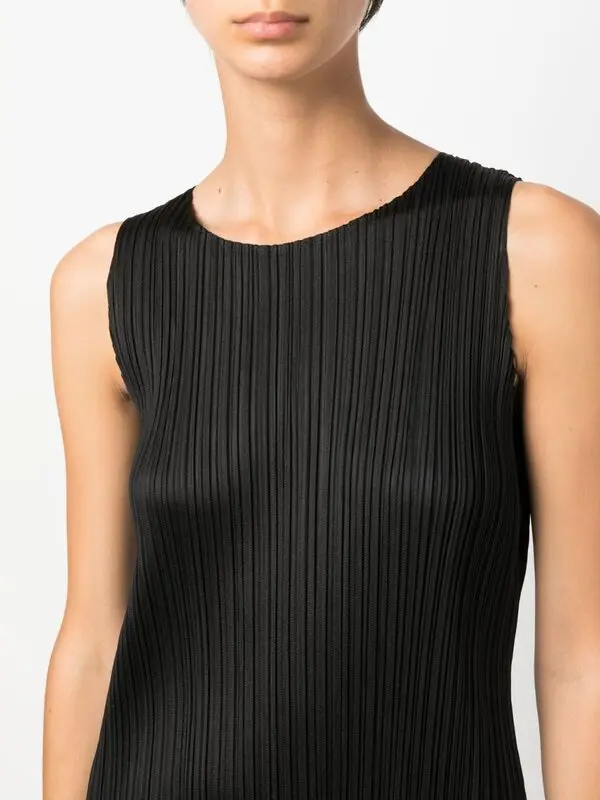 Issey Miyake Sleeveless Pleated Midi Dress - Black
