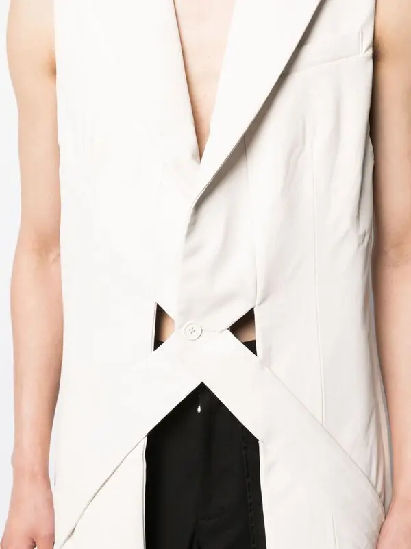 AV VATTEV Cut-out Sleeveless Gilet
