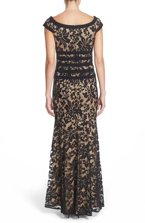 Tadashi Shoji Textured Lace Mermaid Gown