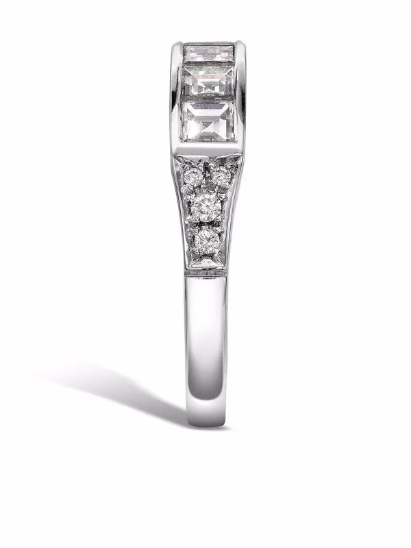 PRAGNELL Platinum Diamond Band Ring