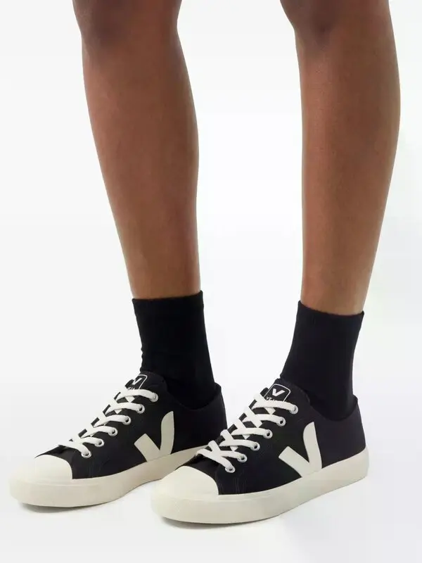 VEJA Wata Ii Canvas Sneakers - Black