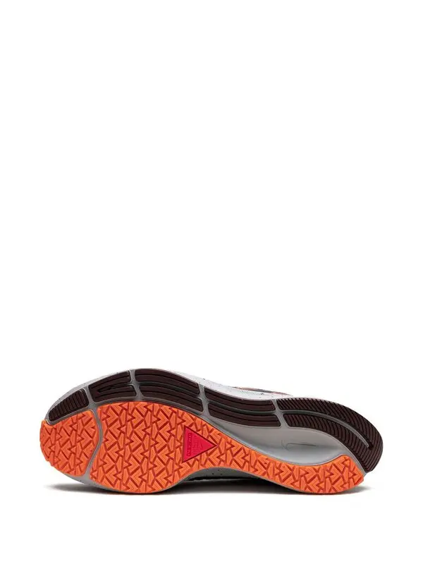 Nike Pegasus 38 Shield Sneakers - Black