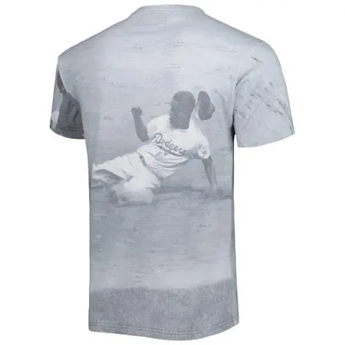 Mitchell & Ness Jackie Robinson Brooklyn Dodgers Cooperstown Collection Highlight Player T-shirt