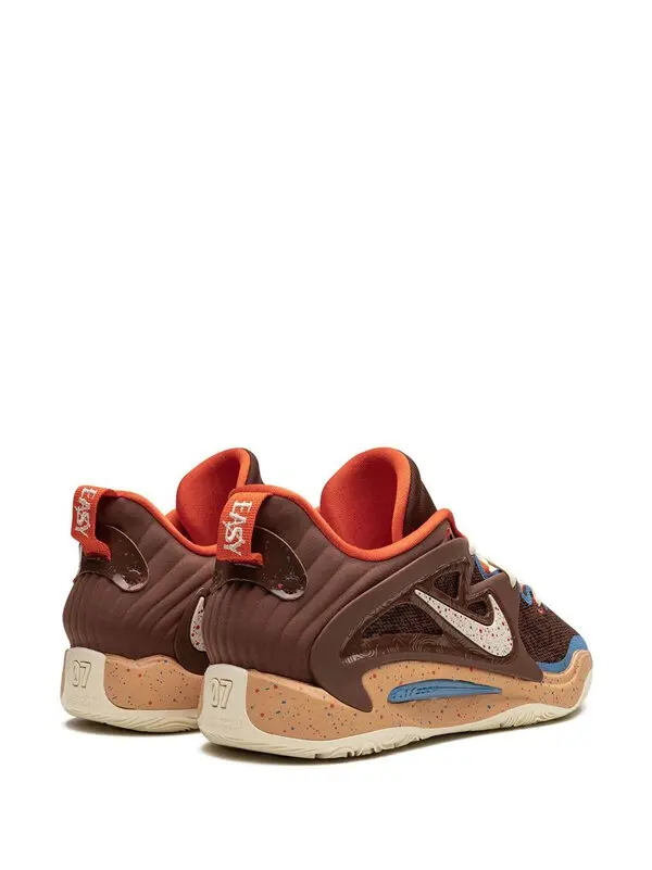 Nike Kd 15 Eybl Sneakers - Brown | Editorialist display picture 1