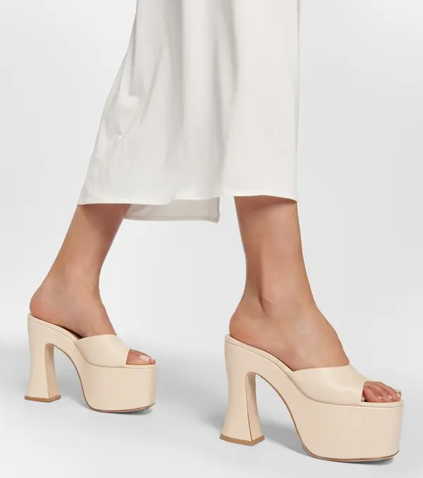 Magda Butrym Leather Platform Mules - Neutrals