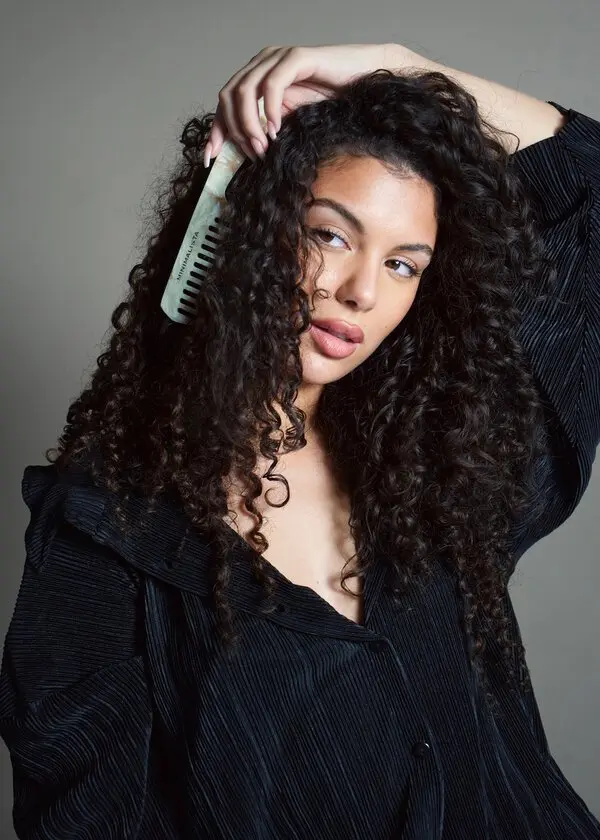 MINIMALISTA The Comb
