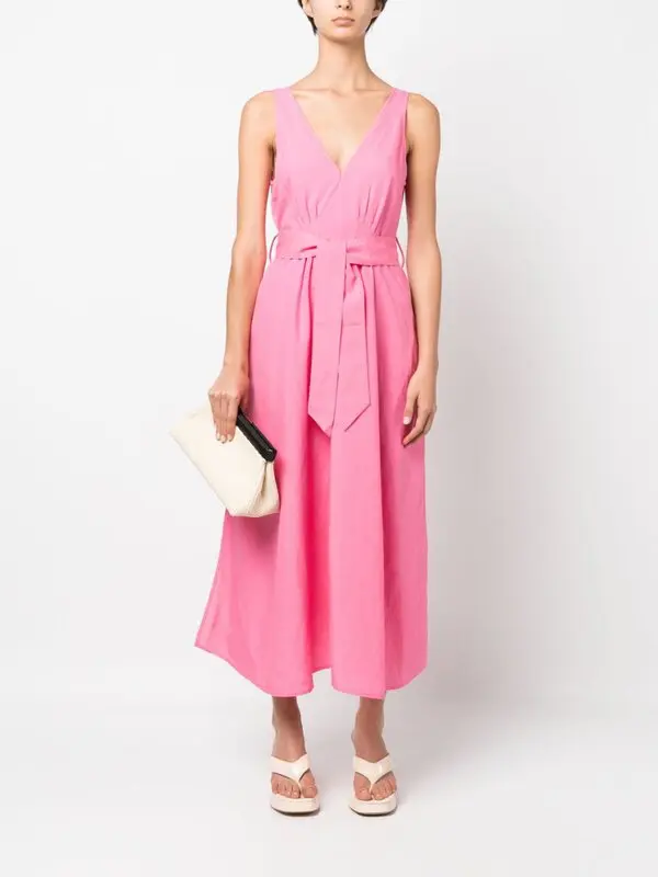 Closed Sleeveless V-neck Belted Dress