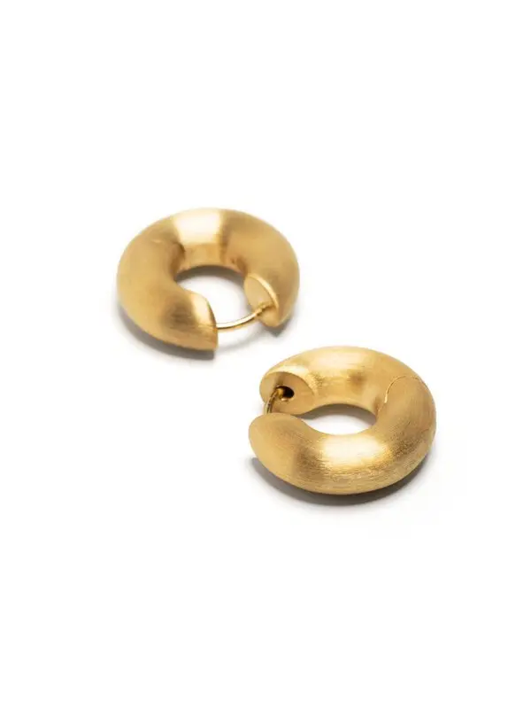 Tom Wood Small Chunky Hoop Satin Earrings - Gold | Editorialist
