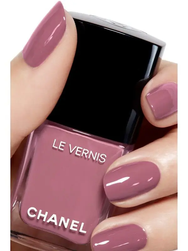 The 7 Best Chanel Nail Polish Colors, According to Manicurists