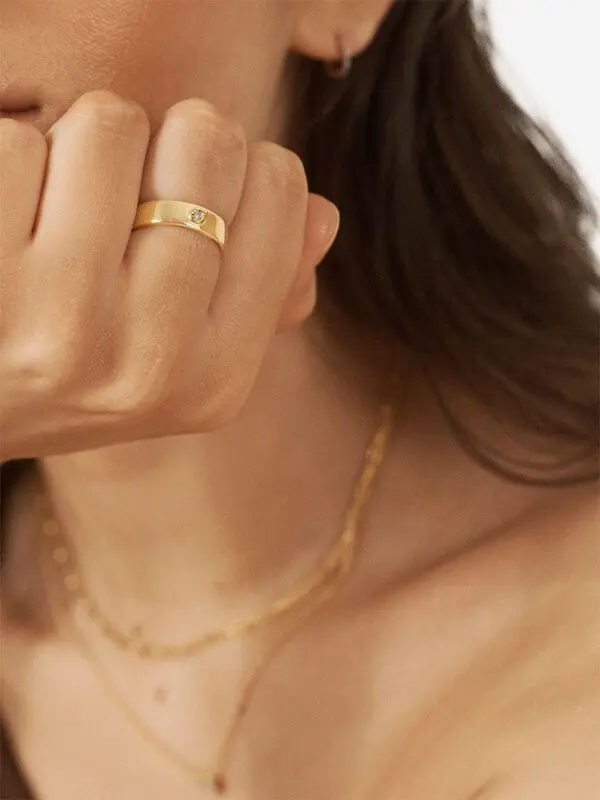 Monica Vinader Diamond Essential Flat-band Ring - Gold