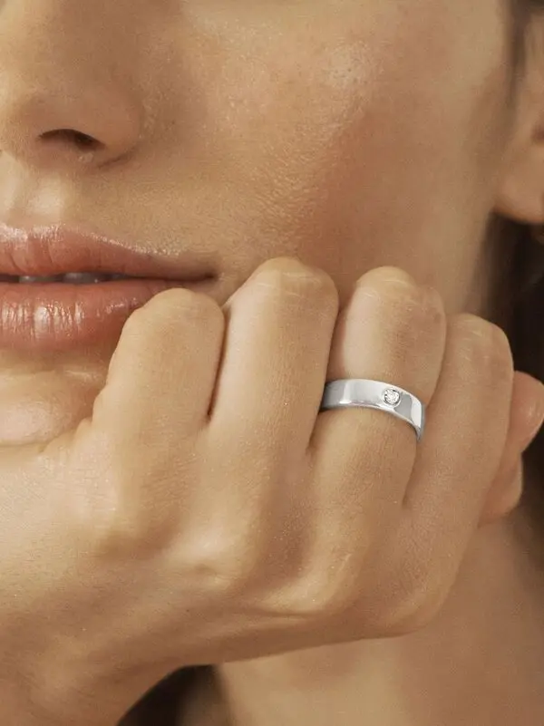 Monica Vinader Diamond Essential Flat-band Ring - Silver