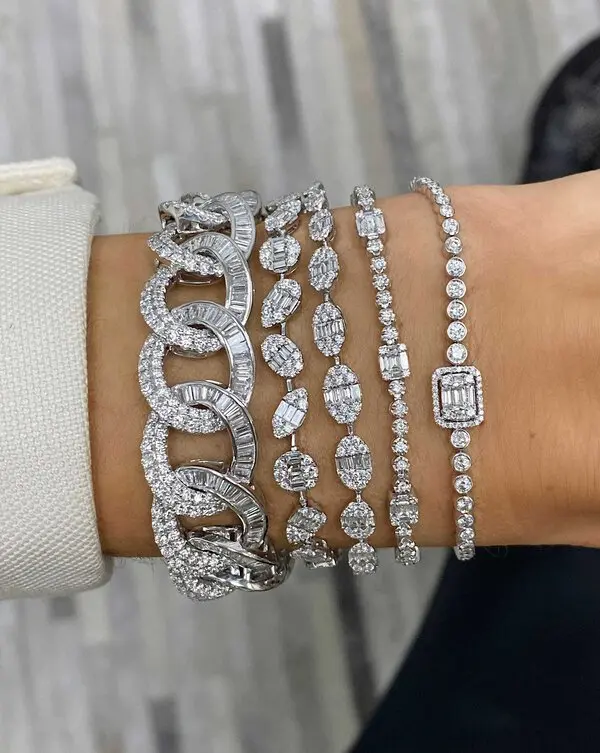 Ring Concierge Emerald Illusion Bezel Diamond Tennis Bracelet