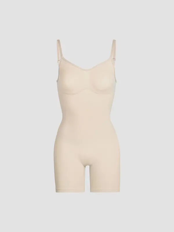 SKIMS Seamless Sculpt Mid Thigh Bodysuit - Clay