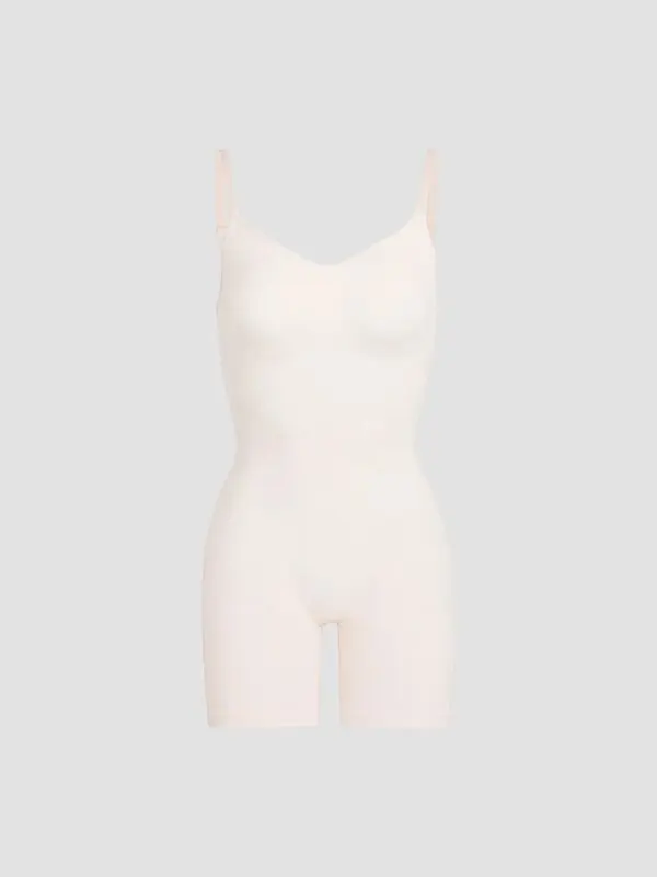 SKIMS Seamless Sculpt Mid Thigh Bodysuit - Sand