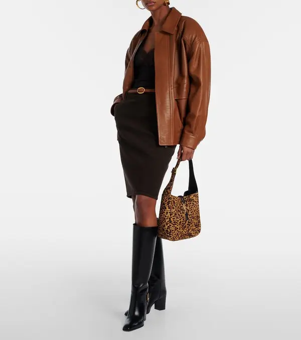 Saint Laurent Le 5 À 7 Small Shoulder Bag - Brown
