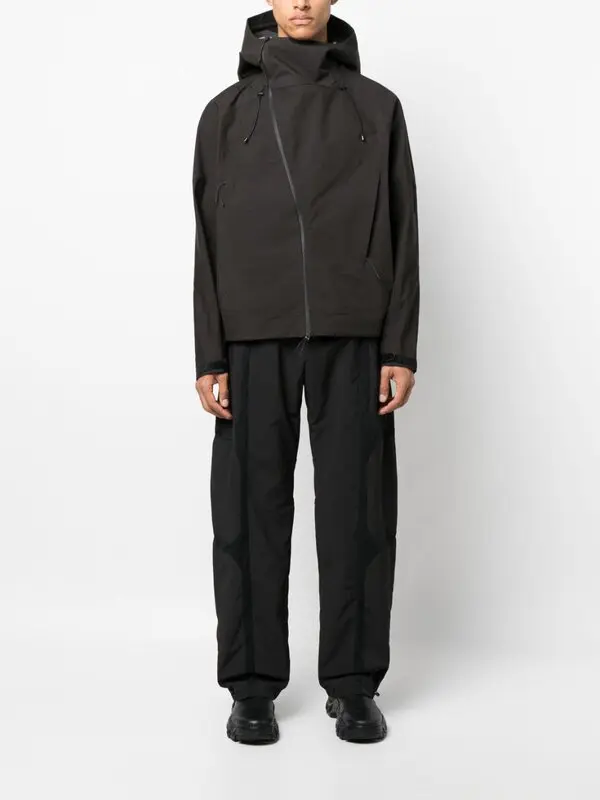 J.L-A.L/ジェイラル(JLAL) 2022AW Torrent Drawstring Hooded Jacketトレント ドローストリング フード付きジャケット【S】【MJKA75054】 J.L-A.L Torrent Drawtring Hooded Jacket In Black - 43% Off