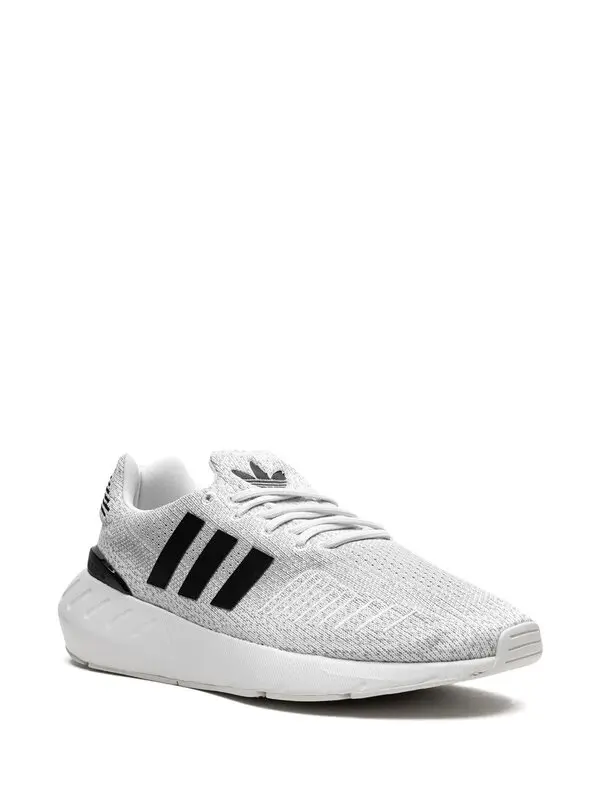 Adidas Swift Run 22 Sneakers - Grey