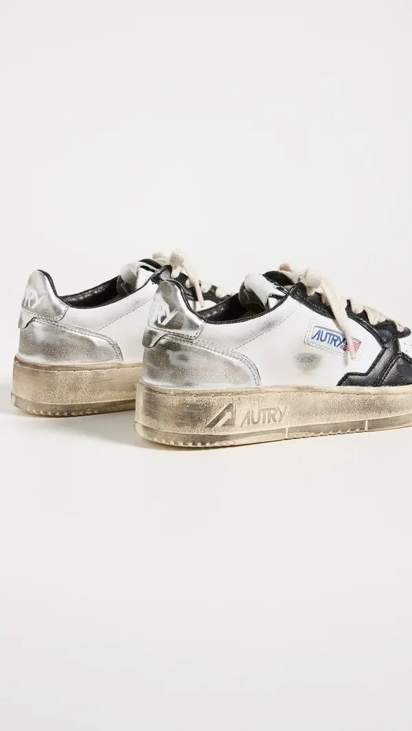 AUTRY Super Vintage Low Sneakers