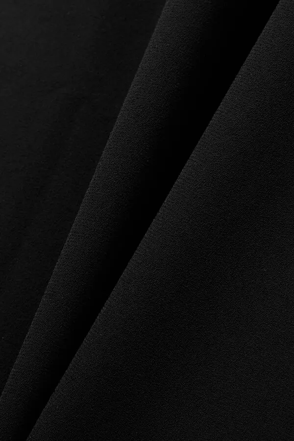 MONOT Crepe Gown
