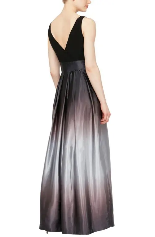 SL FASHIONS Slny Ombrè Satin Gown With Bow - Bks