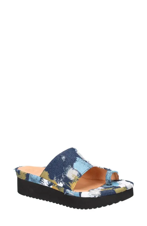 L'AMOUR DES PIEDS Ahlina Toe Loop Wedge Sandal