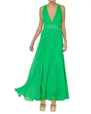 green emerald velvet dress Pretty in Pleats Maxi Dress: Kelly Green