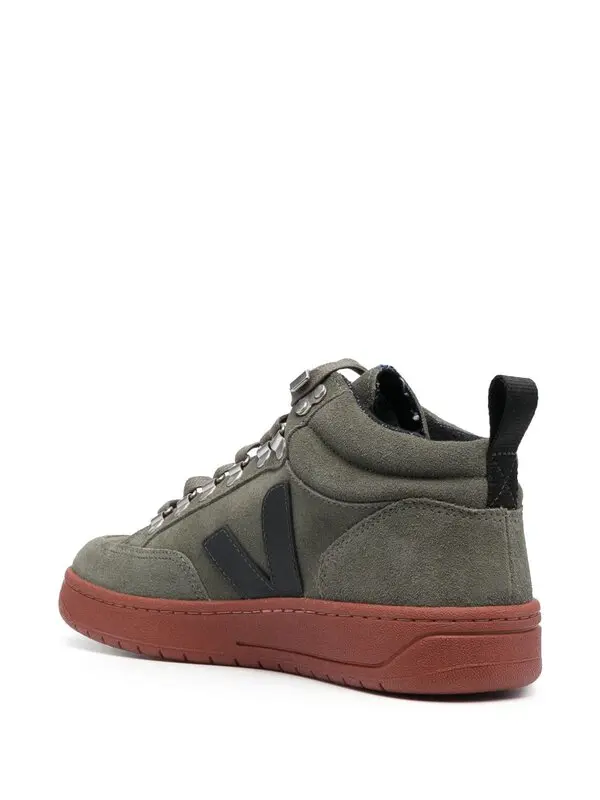 VEJA Roraima Suede Sneakers