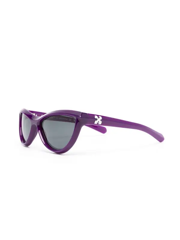 Off-White Atlanta Cat-eye Sunglasses - Purple