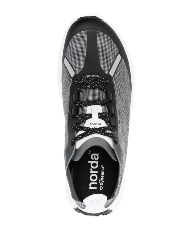 NORDA 001 Low-top Sneakers - Black