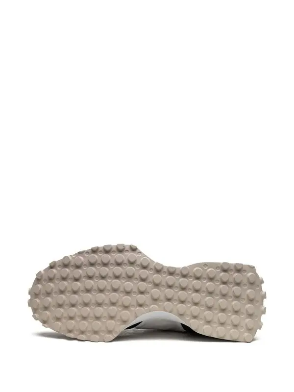 NEW BALANCE 327 Low-top Sneakers