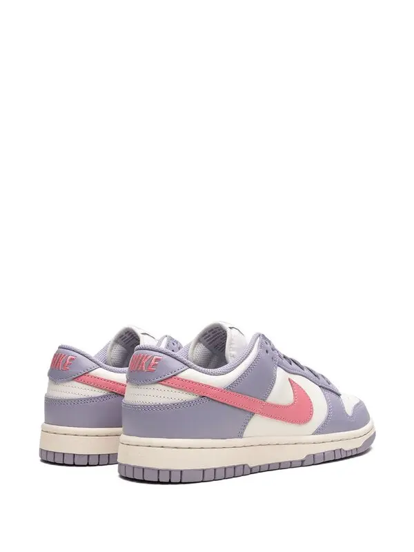 Nike Dunk Low Sneakers
