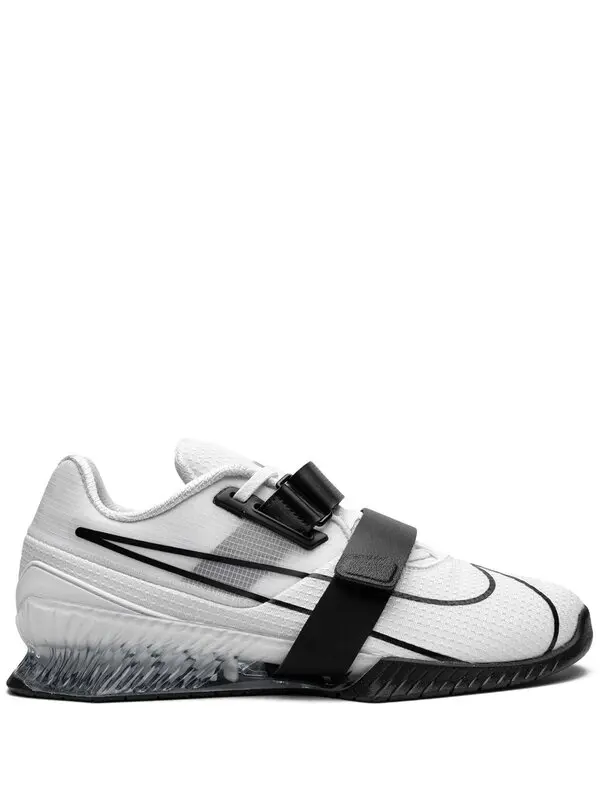 Nike Romaleos 4 Low-top Sneakers