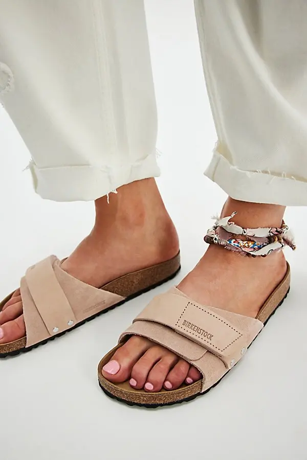BIRKENSTOCK Oita Sandals - Light Rose
