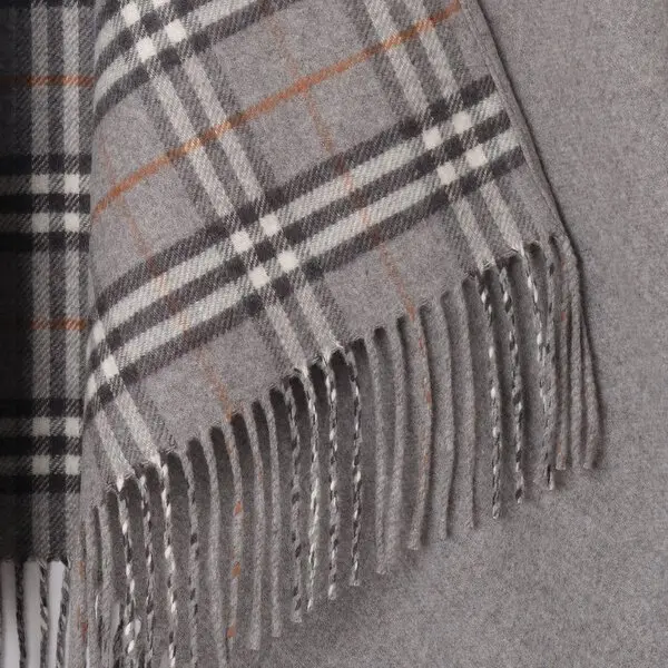 Burberry Reversible Check Wool Cape - Grey