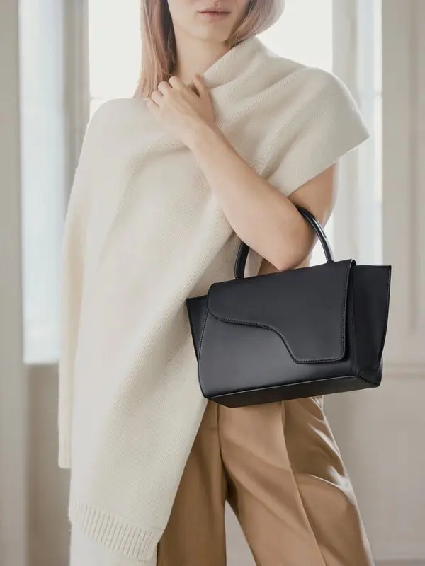 ATP ATELIER Arezzo Leather Handbag - Black