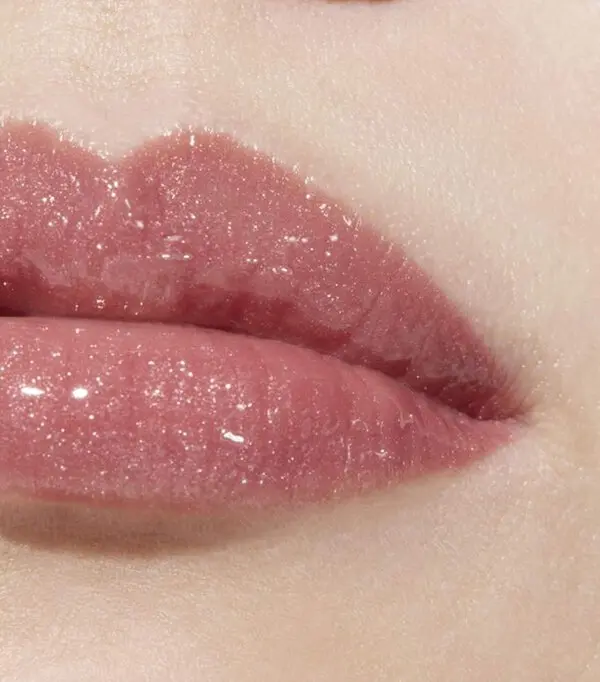 Chanel Rouge Coco Moisturising Glossimer