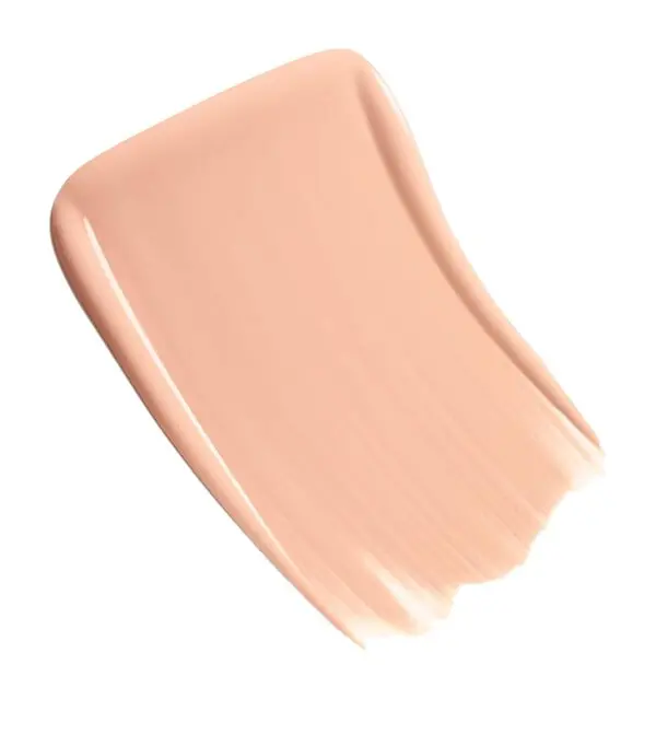 Chanel Sublimage L'essence De Teint Ultimate Radiance-generating Serum Foundation