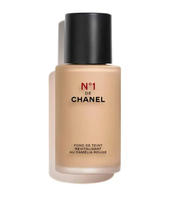Chanel N°1 De Revitalizing Foundation - Nude