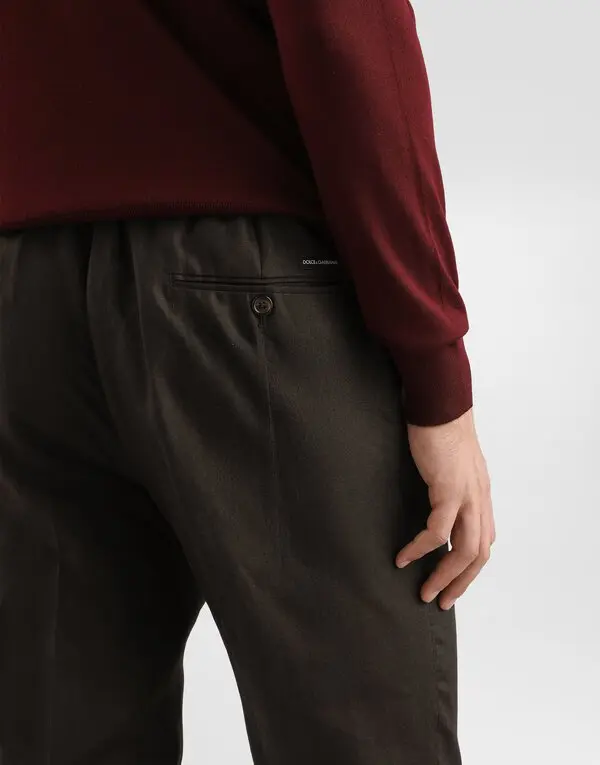 Dolce & Gabbana Linen Pants With Logo Label - Brown