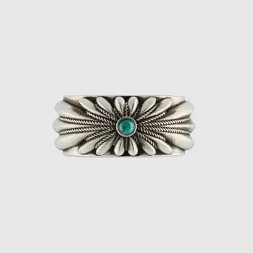 Gucci Interlocking G Engraved Flower Ring