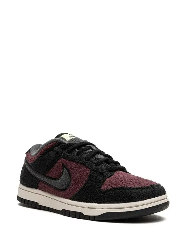 Nike Dunk Low Fleece Sneakers - Black