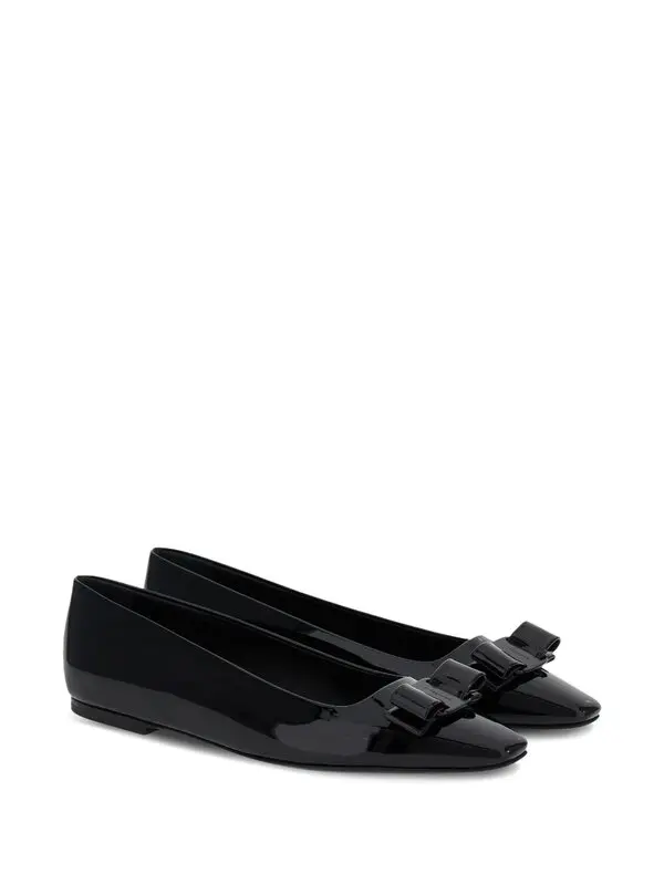 FERRAGAMO Vara Bow Ballerina Shoes - Black