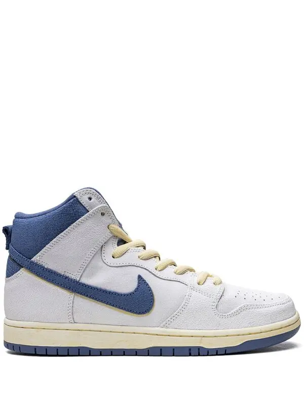 Nike X Atlas Sb Dunk High Special Box Lost At Sea Sneakers - White