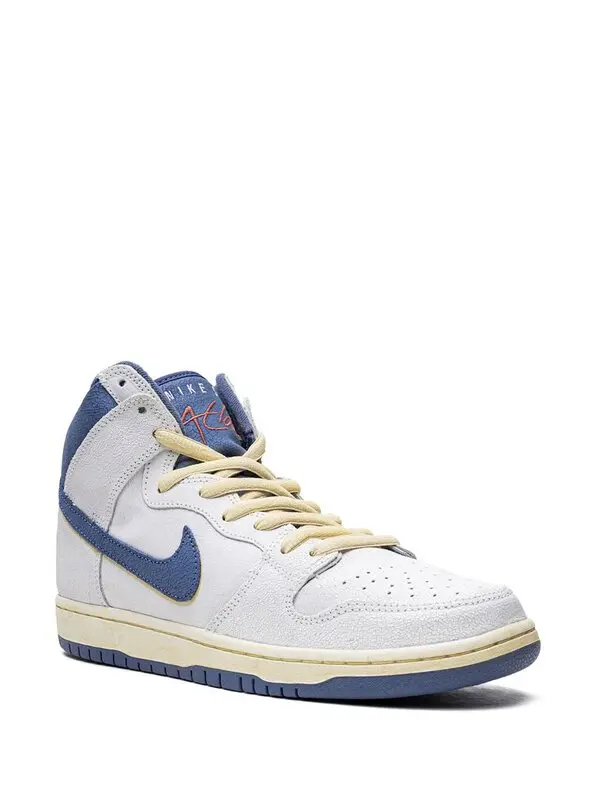 Nike X Atlas Sb Dunk High Special Box Lost At Sea Sneakers - White
