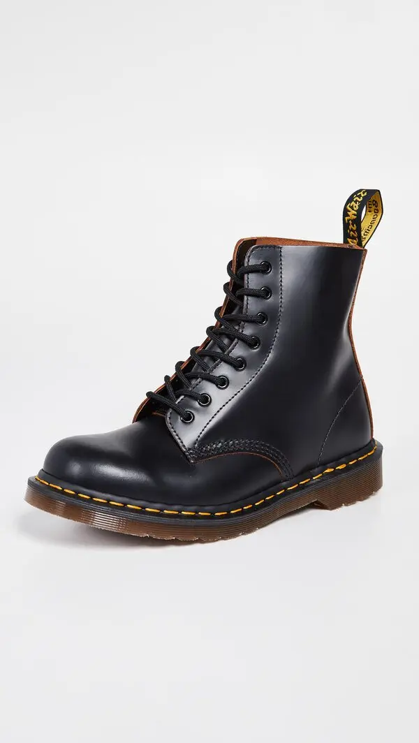 Dr. Martens 1460 Vintage 8 Eye Boots - Black