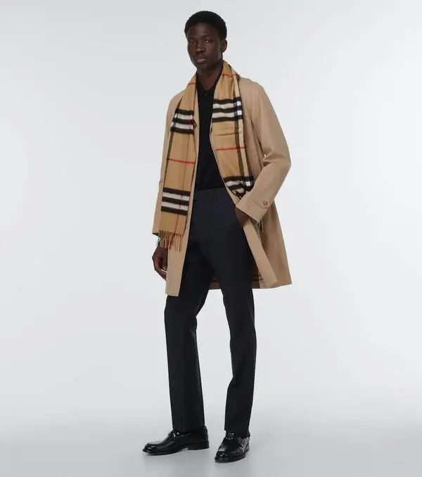 Burberry Vintage Check Cashmere Scarf