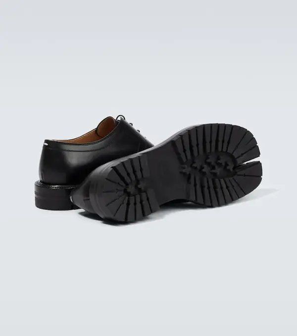 MAISON MARGIELA Tabi Leather Derby Shoes
