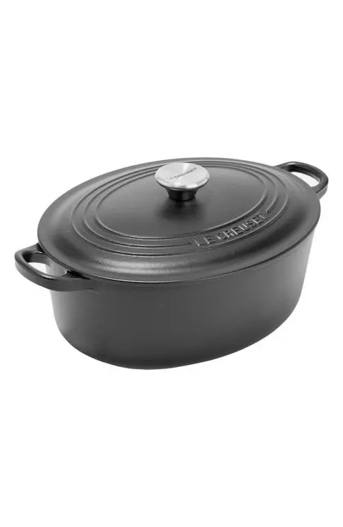 LE CREUSET 4.5-quart Oval Dutch Oven - Licorice
