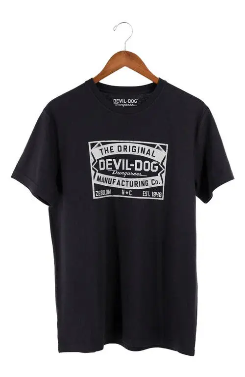 DEVIL-DOG DUNGAREES Patch Graphic T-shirt