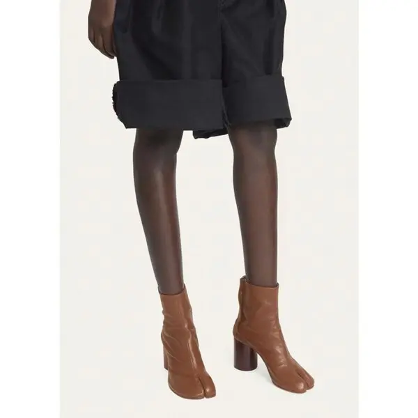 MAISON MARGIELA Tabi Ankle Boots - Black